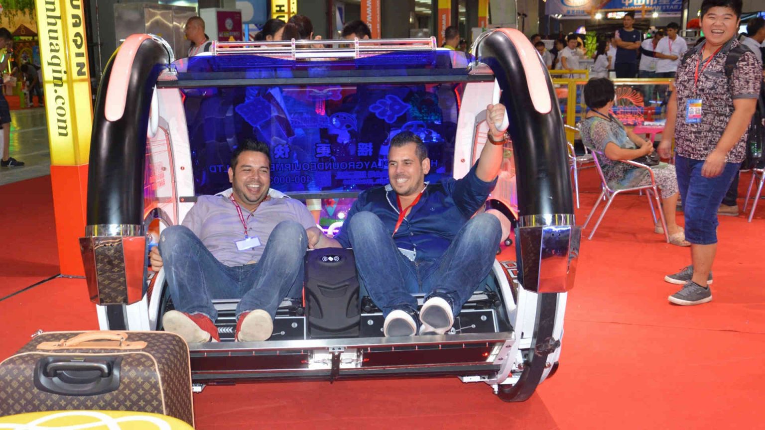 What is Happy Car? What is 360 Rolling Car?