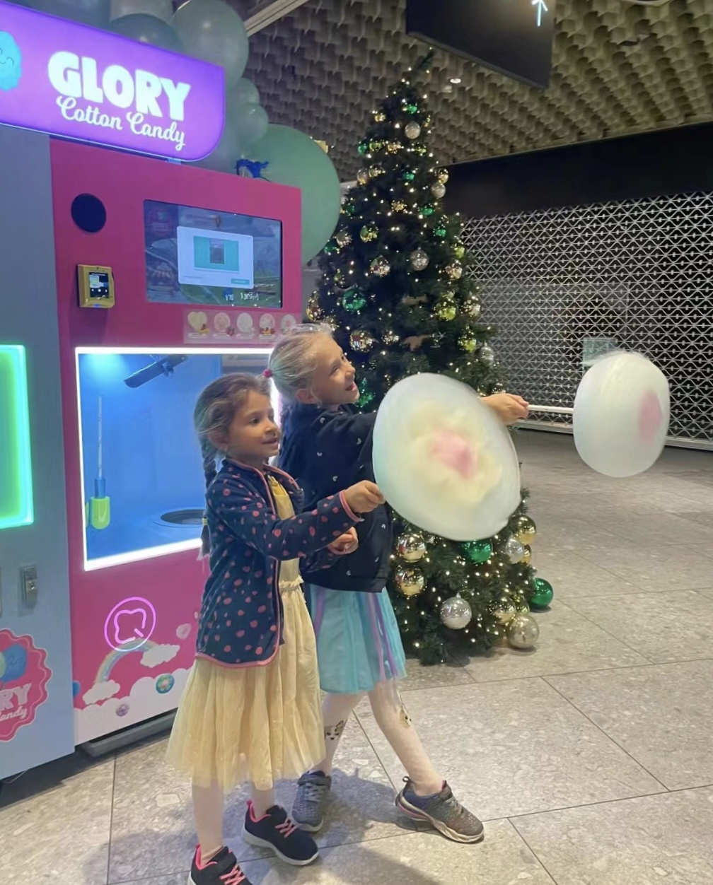 huaqin small snack food machinery cotton candy vending machine for sale