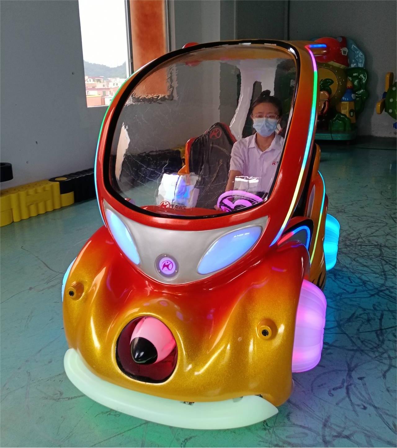 huaqin amusement coin operated kiddie ride factory red universal airship