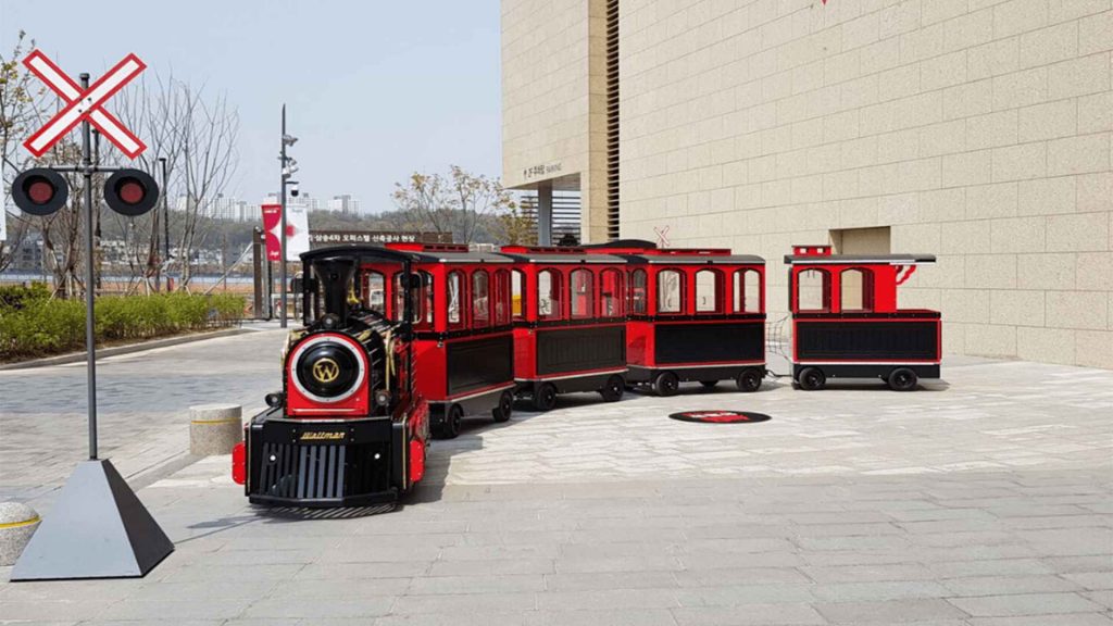 How to make a Trackless Train? How to build a Trackless Train? - HUAQIN